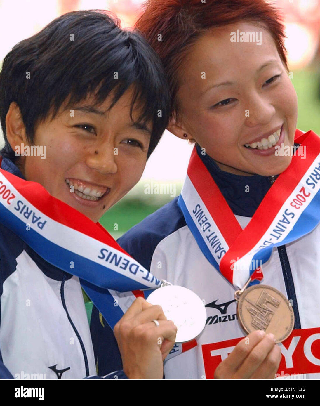 PARIS, France - Mizuki Noguchi (L) and Masako Chiba, both from Japan ...