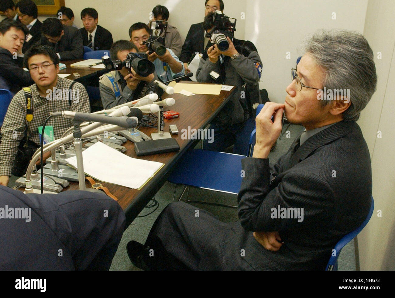 TOKYO, Japan - Shuji Abe (R), president of Yoshinoya D&C Co., Japan's ...