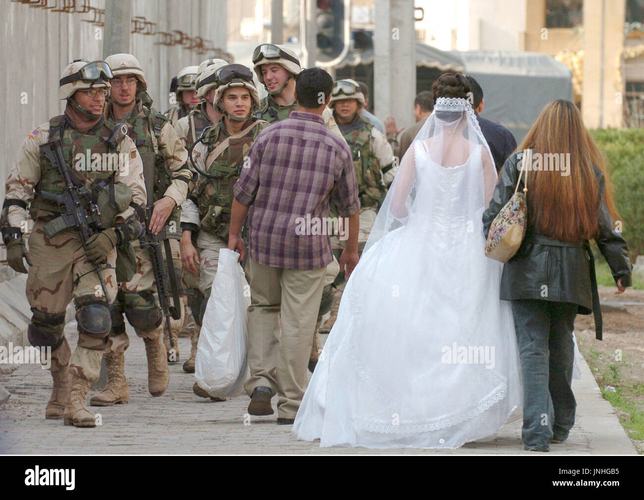 BAGHDAD, Iraq - A group of American soldiers on patrol mission in ...