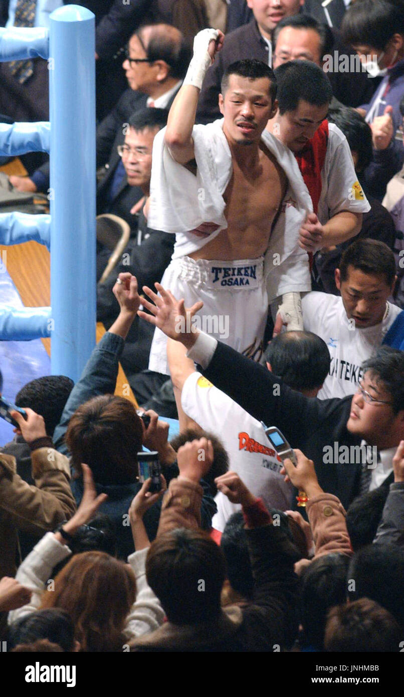 OSAKA, Japan - Former World Boxing Council bantamweight champion ...
