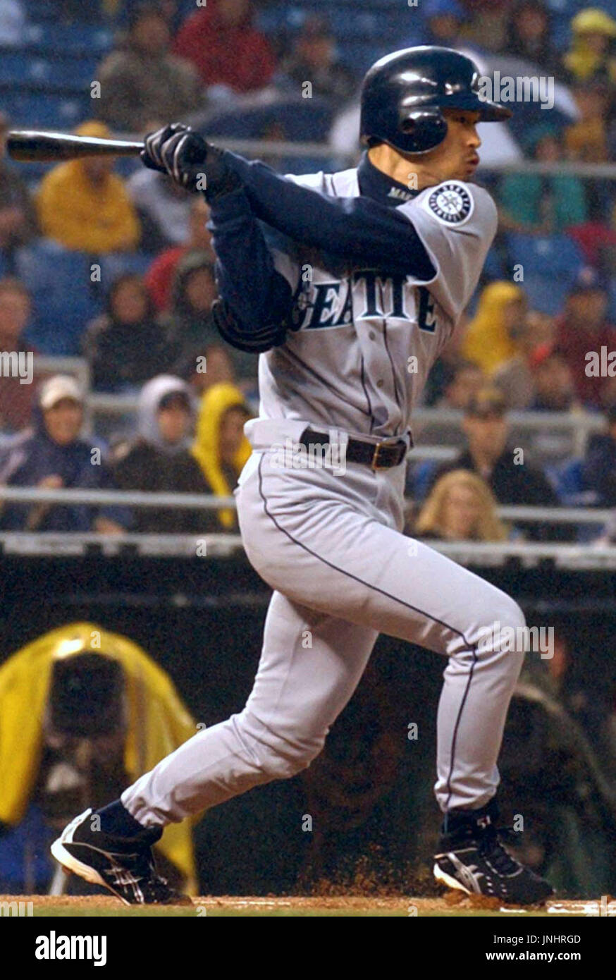 PHILADELPHIA, United States - Seattle Mariners right fielder Ichiro ...