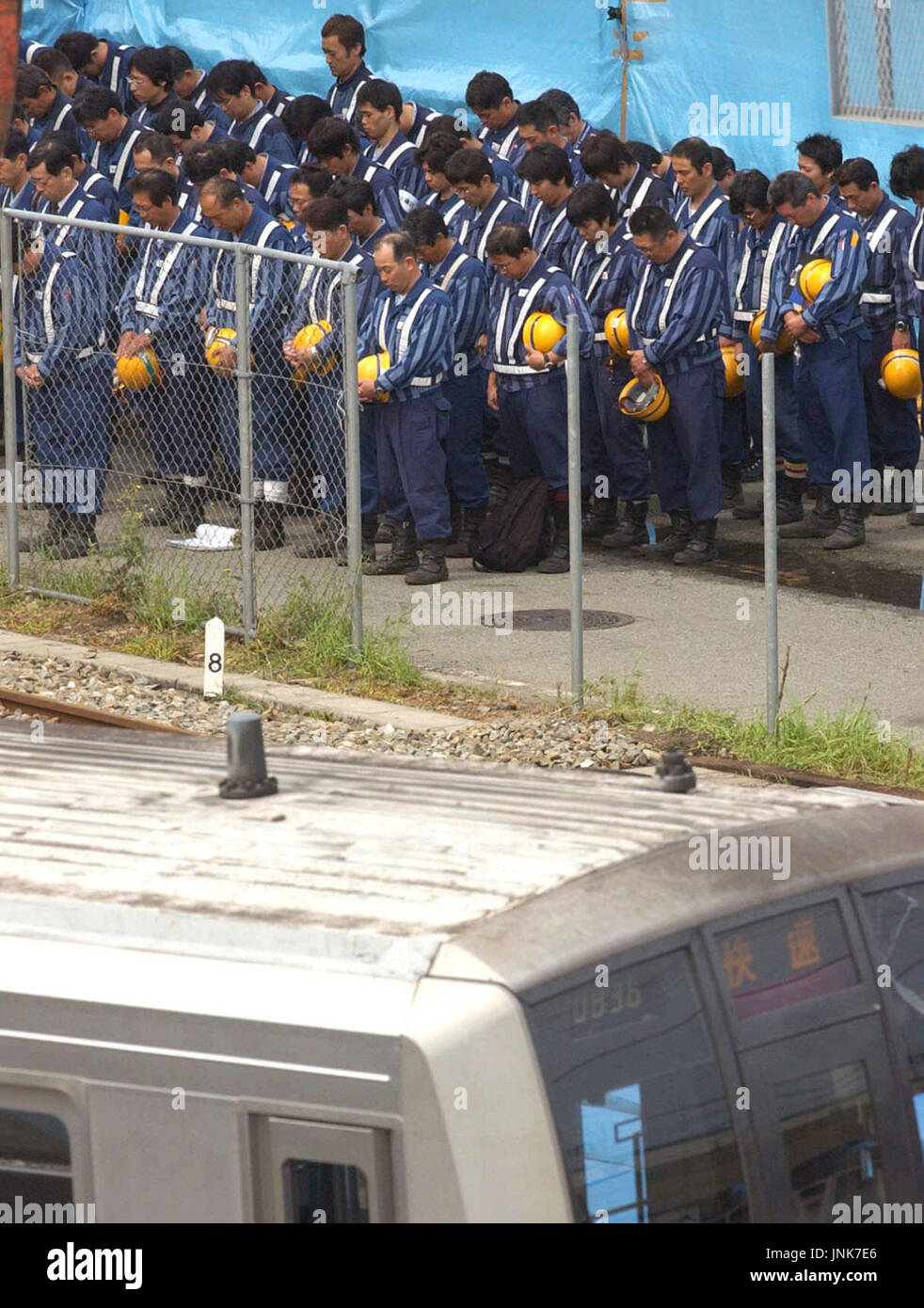 AMAGASAKI, Japan - Employees of West Japan Railway Co. observed a minute's silence on May 2 at ...