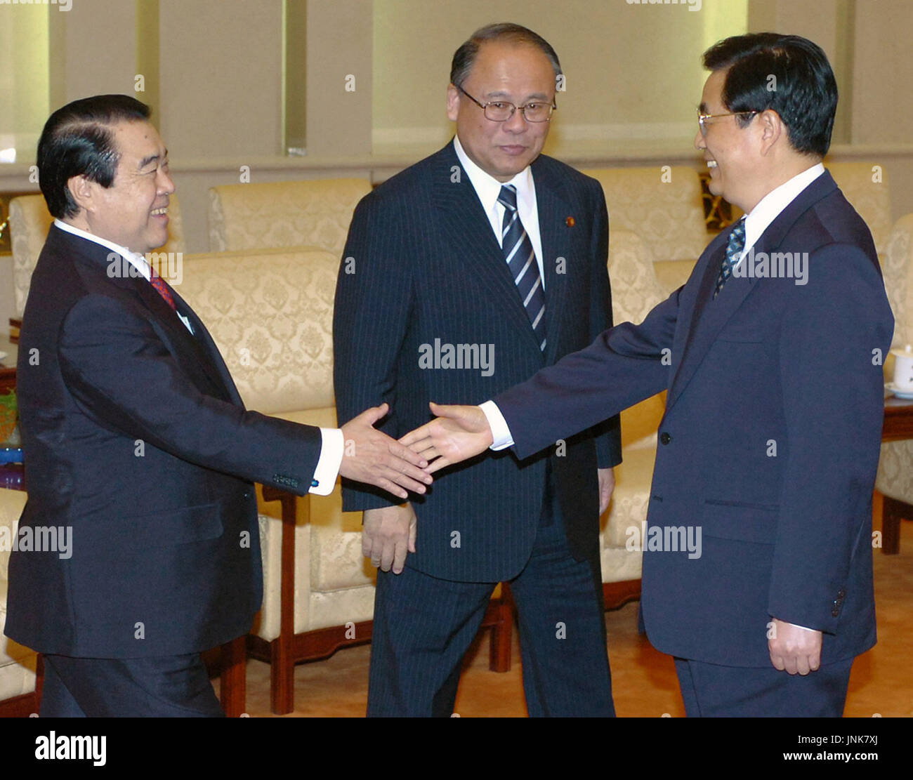 BEIJING, China - Chinese President Hu Jintao (R) greets Japanese new ...