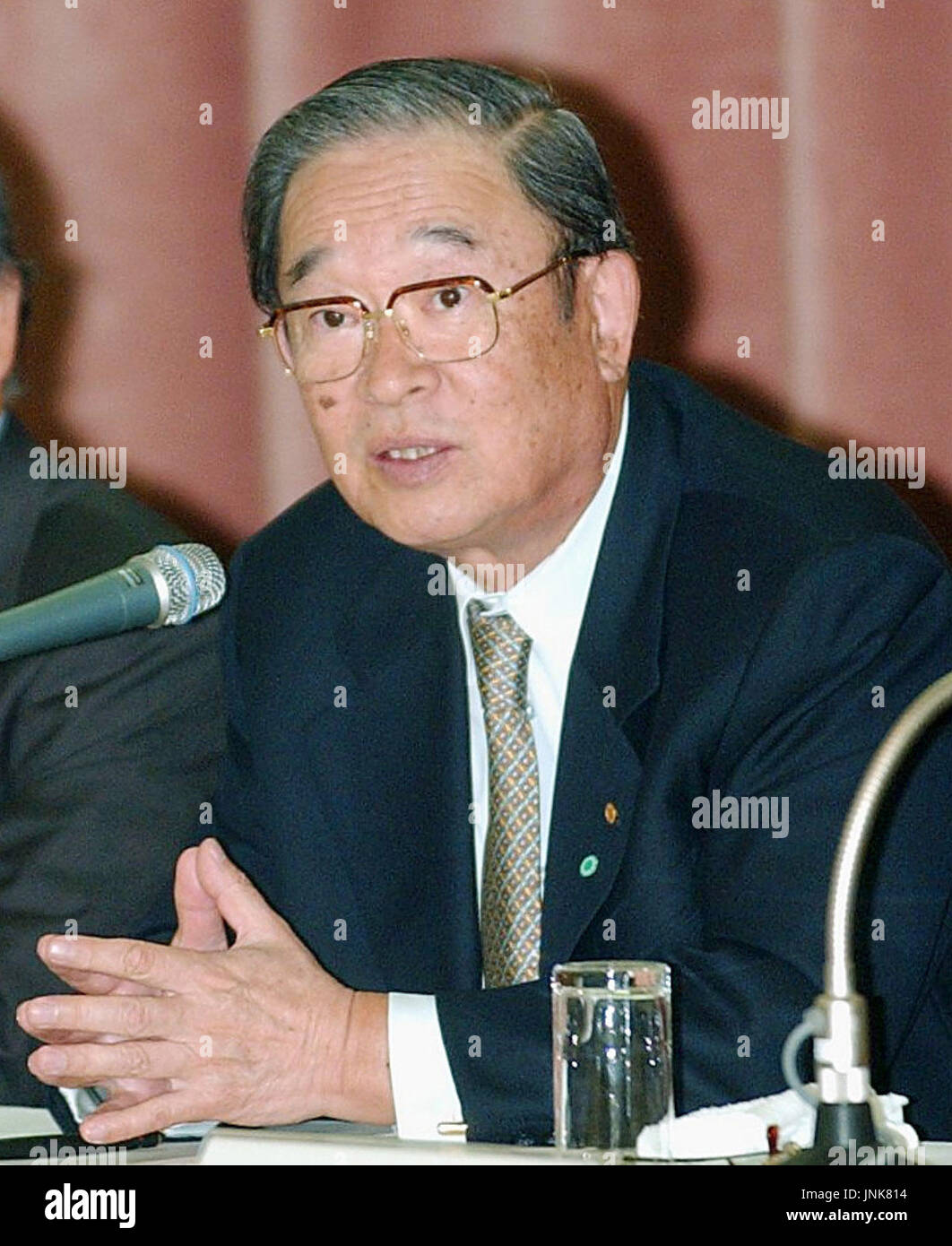 TOKYO, Japan - Toyota Motor Corp. President Fujio Cho speaks at a press ...