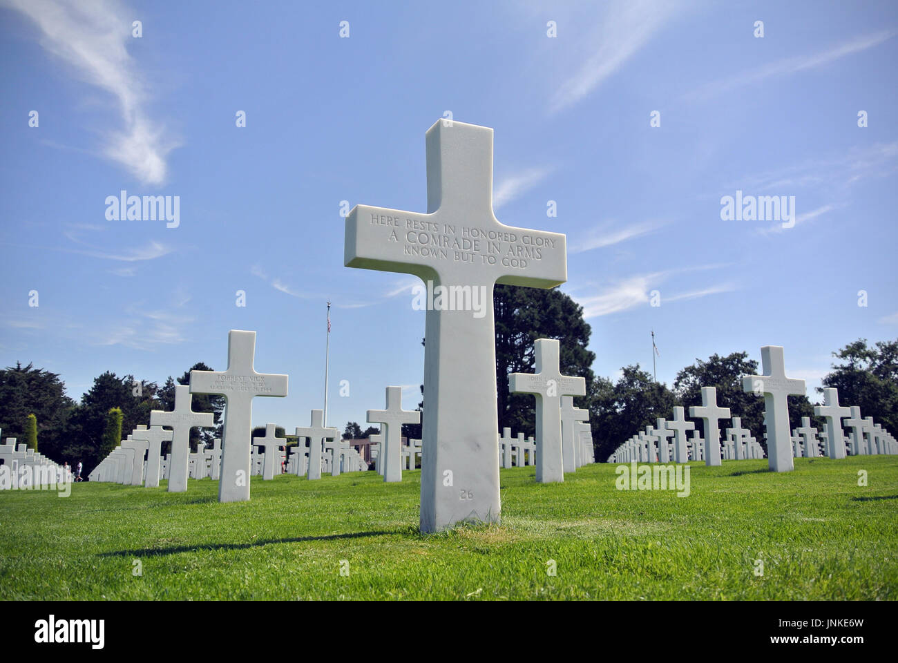 Grave of an unknown soldier at the Normandy American Cemetery, France ...