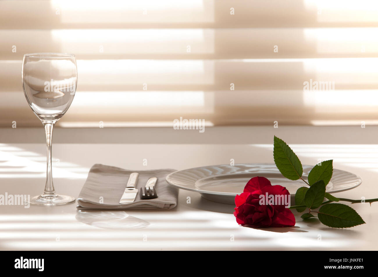 table decoration for one Stock Photo - Alamy