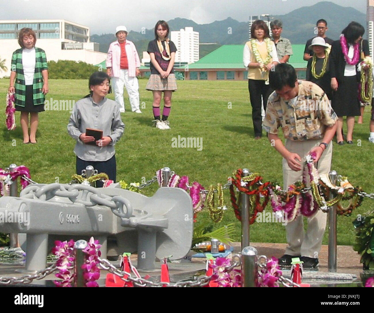 HAWAII, United States - Relatives of the victims in the 2001 sinking of ...