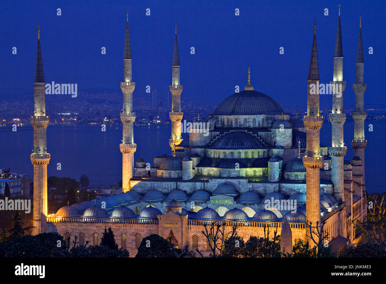 Blue mosque image hi-res stock photography and images - Alamy