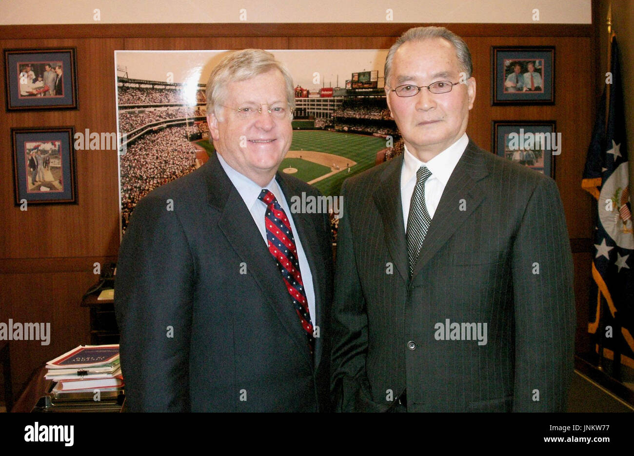 TOKYO, Japan - U.S. Ambassador to Japan Thomas Schieffer (L) and Shigeo ...