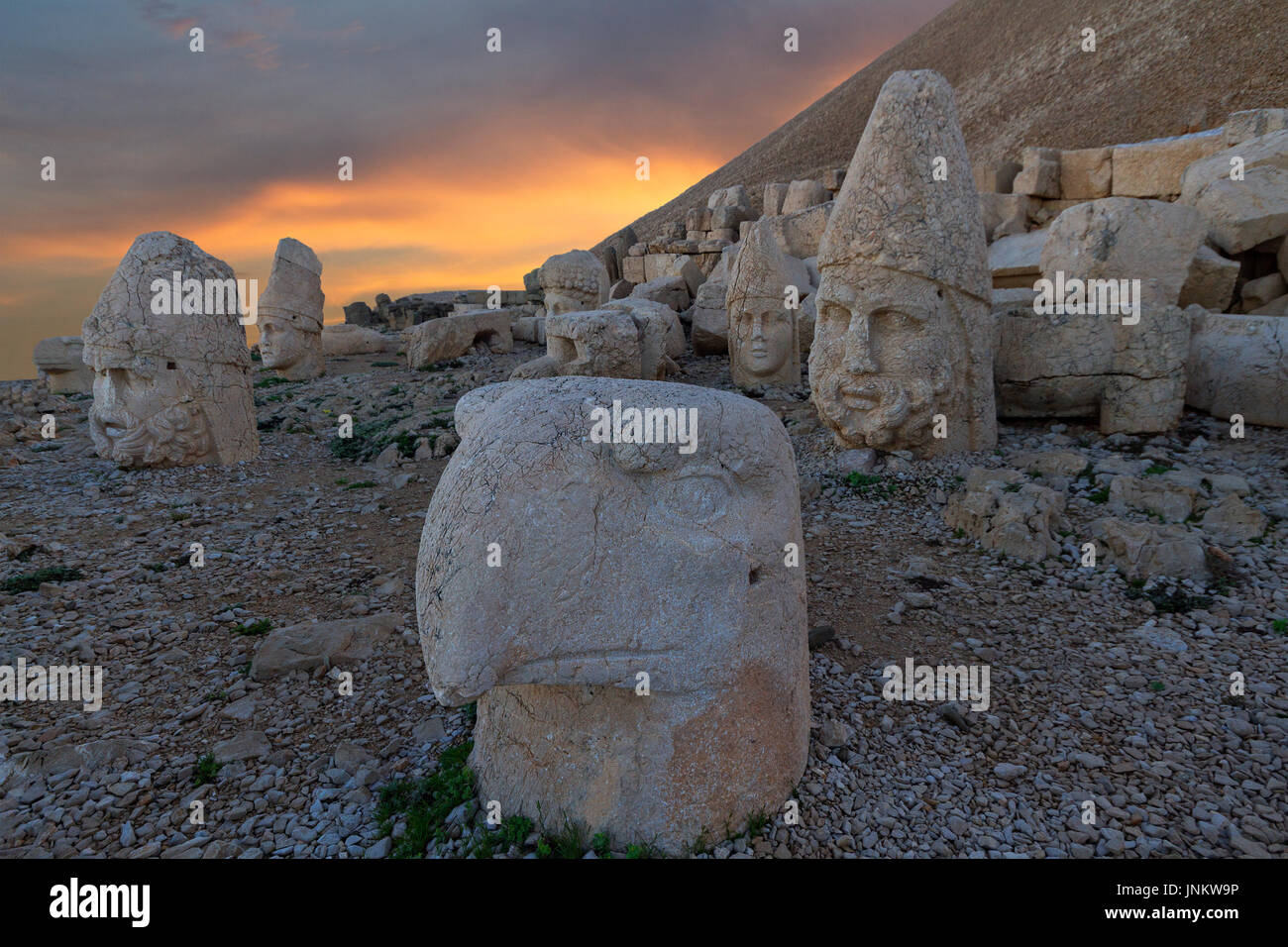 Apollo statue mount nemrut hi-res stock photography and images - Alamy