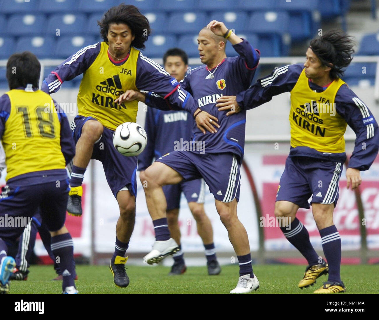 SAITAMA, Japan - Japan defender Yuji Nakazawa (2nd from L), midfielder ...
