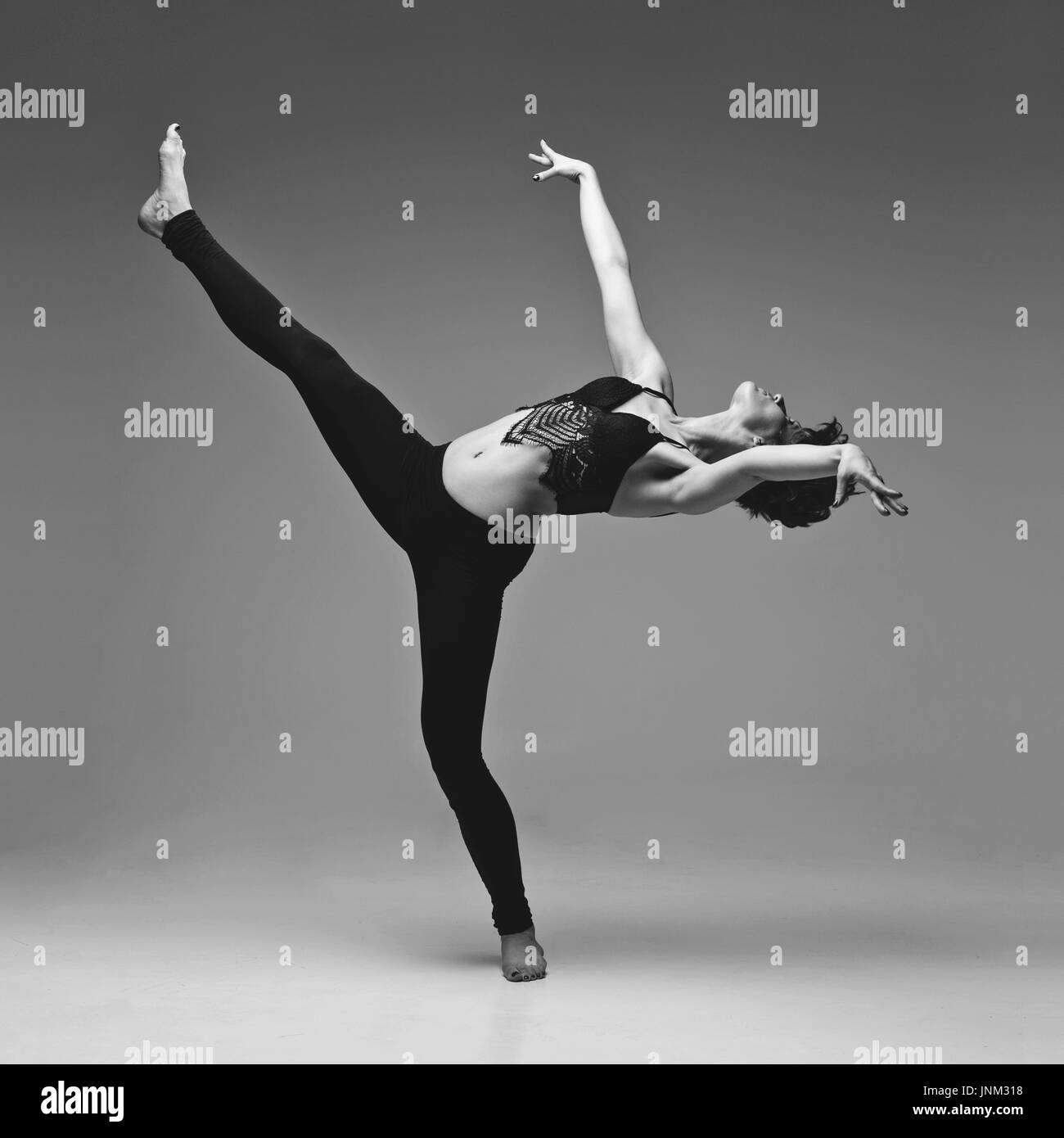 Beautiful woman dancer Stock Photo - Alamy