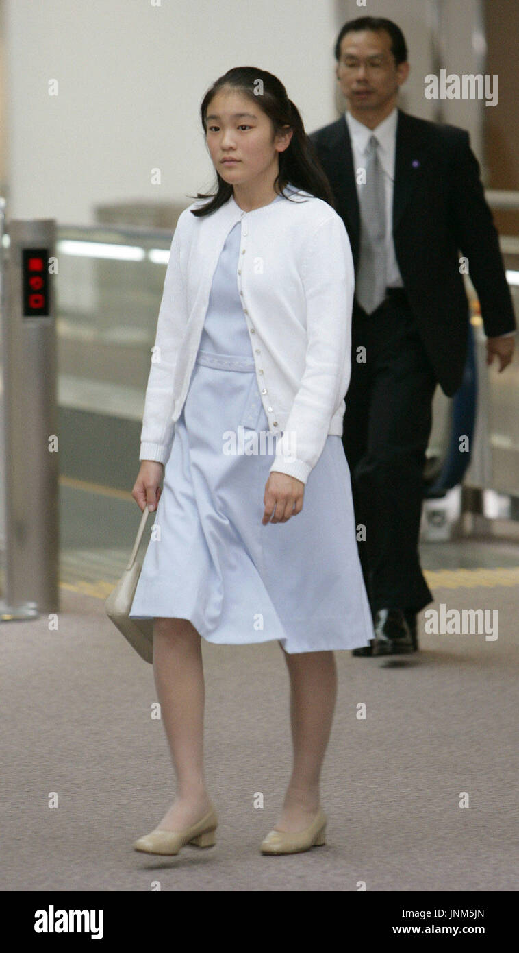NARITA, Japan - Princess Mako, the 14-year-old daughter of Prince ...