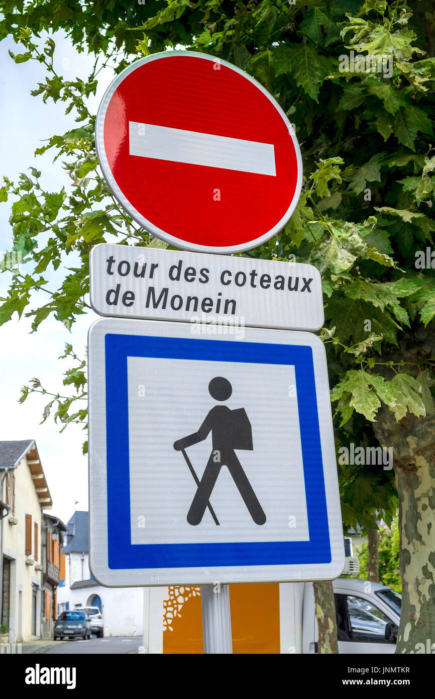 No entry sign france hi-res stock photography and images - Alamy