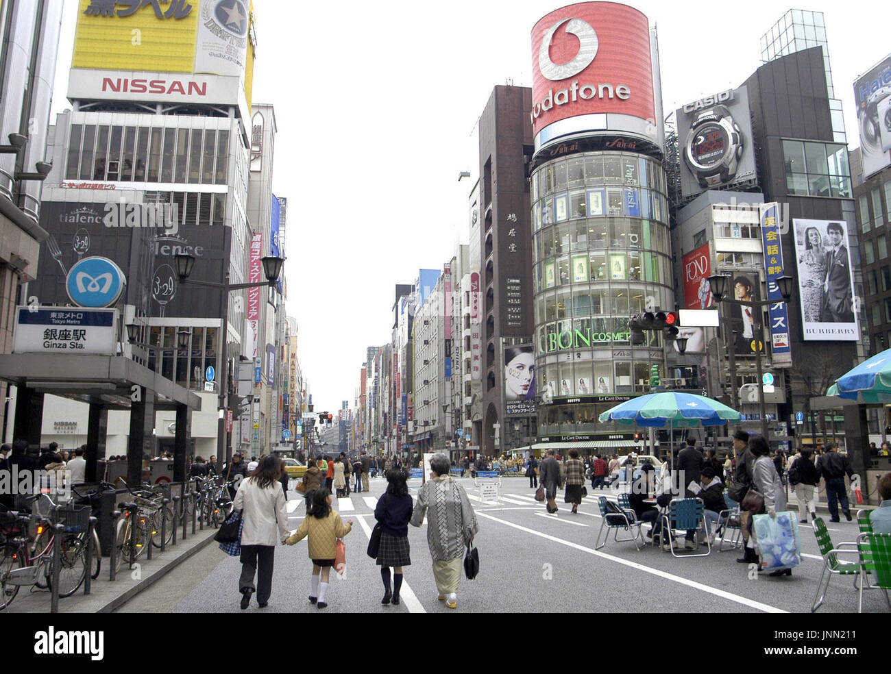 TOKYO, Japan - The well-known entertainment districts of Ginza in Tokyo ...