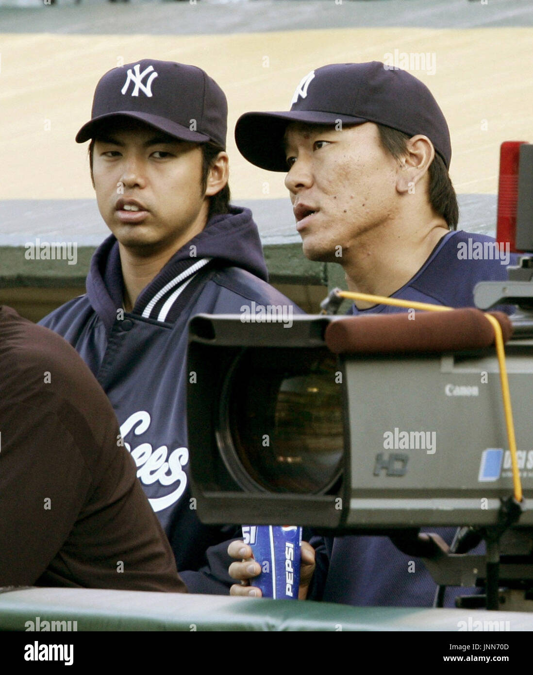 OAKLAND, United States - Outfielder Hideki Matsui (R) and pitcher Kei ...