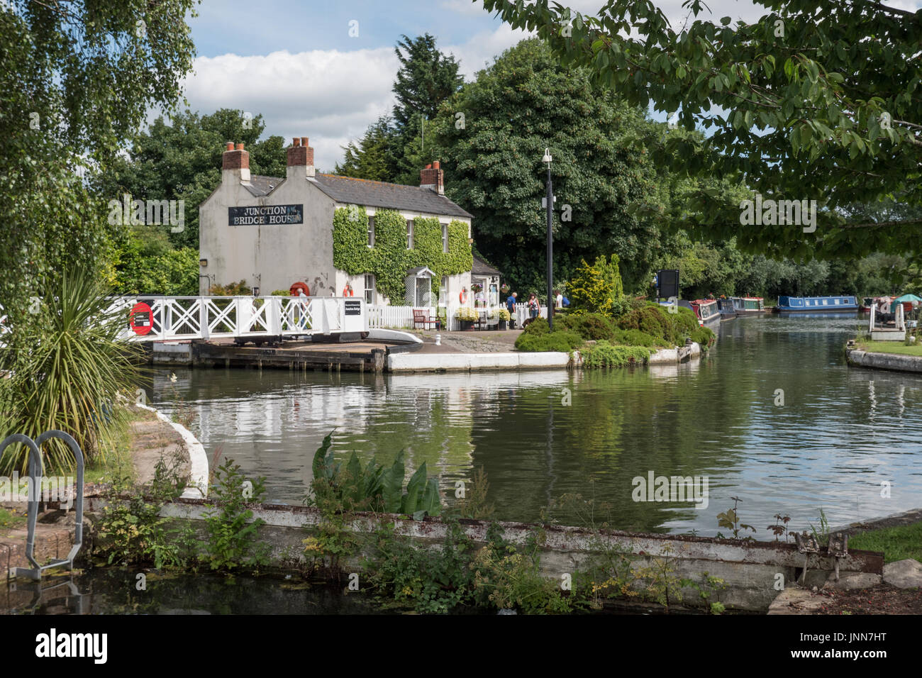 Saul Junction where the Gloucester, Sharpness and Stroudwater canals ...