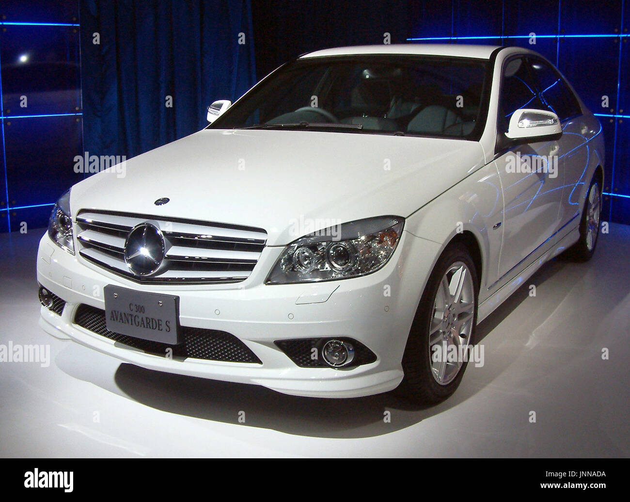 TOKYO, Japan - DaimlerChrysler Japan Co. unveiles two new models in the ...