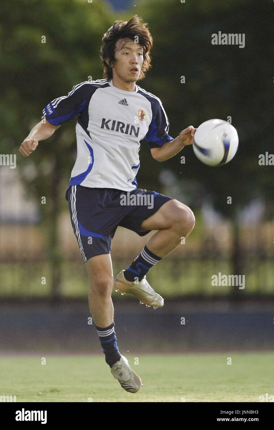 HANOI, Vietnam - Japan midfielder Shunsuke Nakamura practices in Hanoi ...