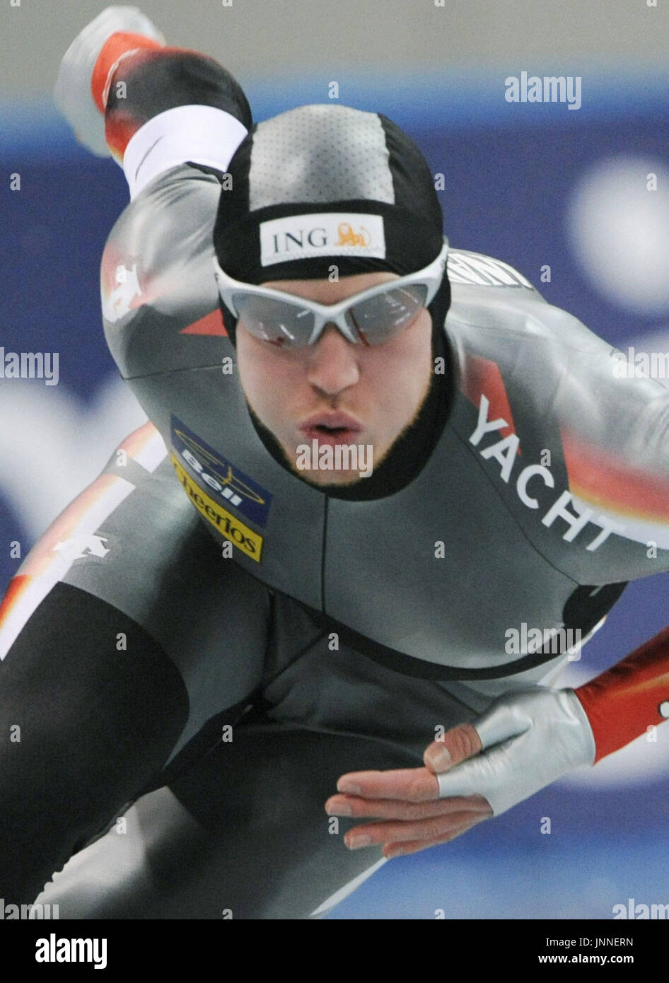 NAGANO, Japan - World record holder Jeremy Wotherspoon of Canada skates ...