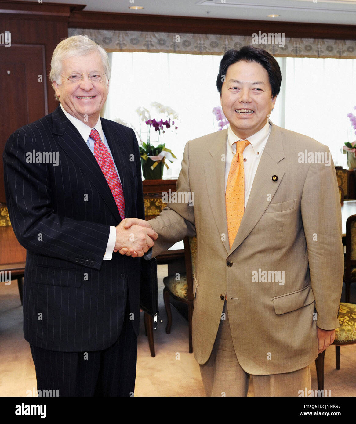 TOKYO, Japan - U.S. Ambassador to Japan Thomas Schieffer (L) shakes ...