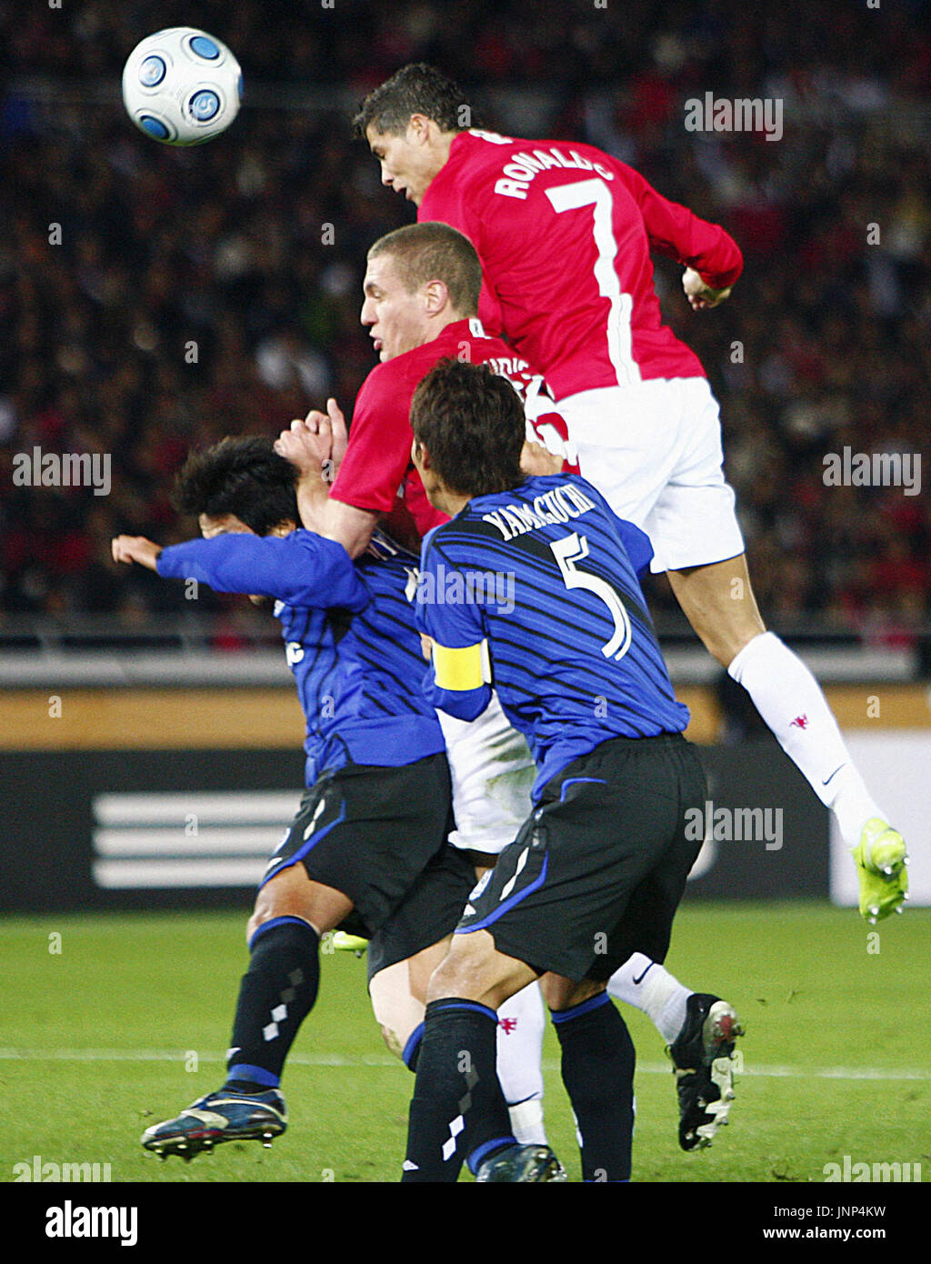 YOKOHAMA, Japan - Manchester United forward Cristiano Ronaldo (7) heads ...