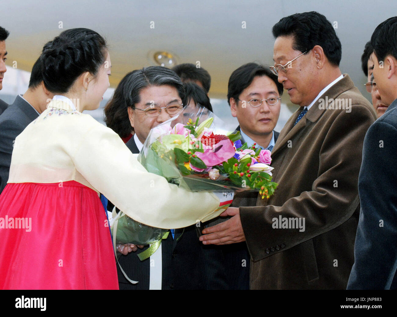 SEOUL, South Korea - North Korean Prime Minister Kim Yong Il (R ...