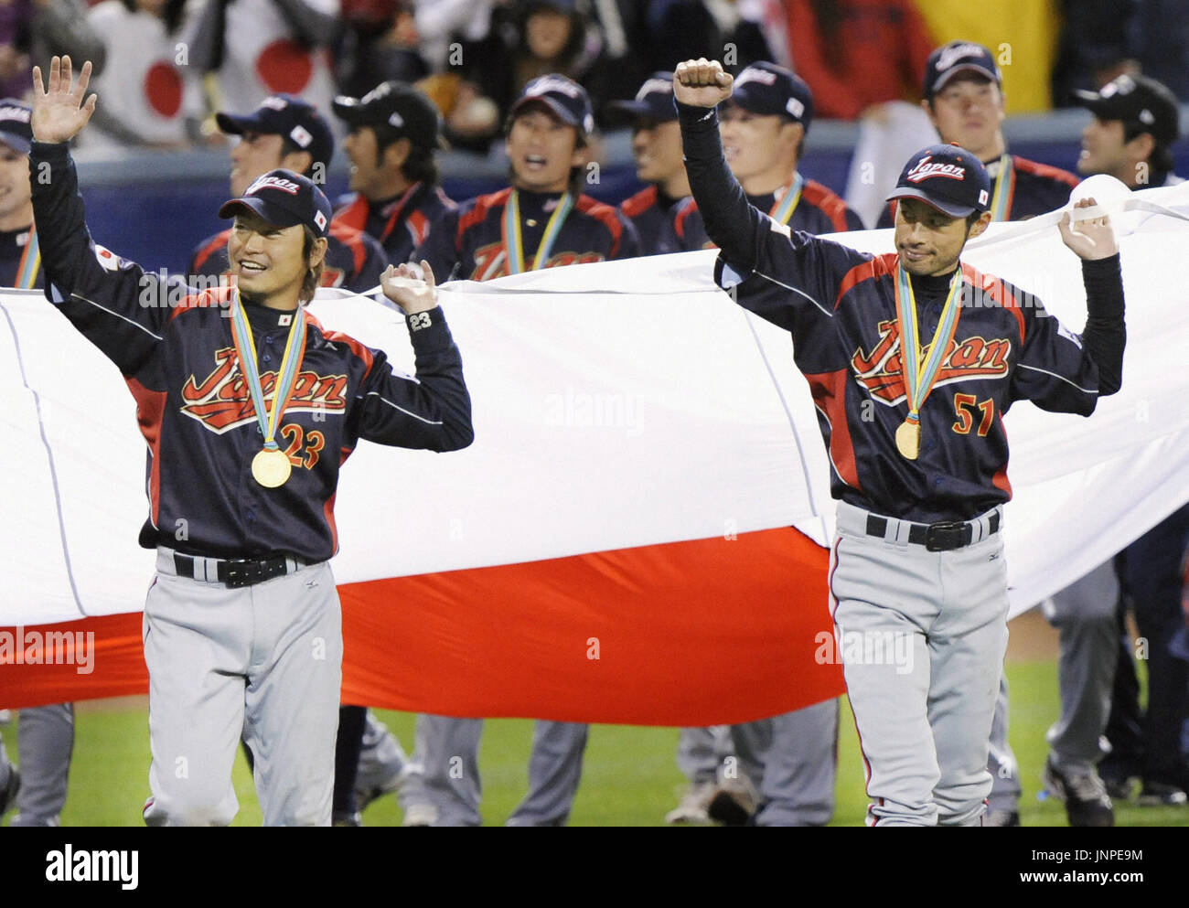 LOS ANGELES, United States - Japan outfielders Ichiro Suzuki (R) and ...