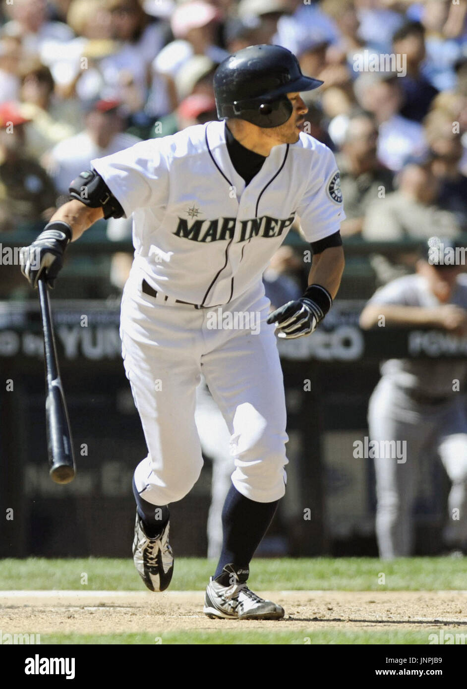 SEATTLE, United States - Seattle Mariners outfielder Ichiro Suzuki ...