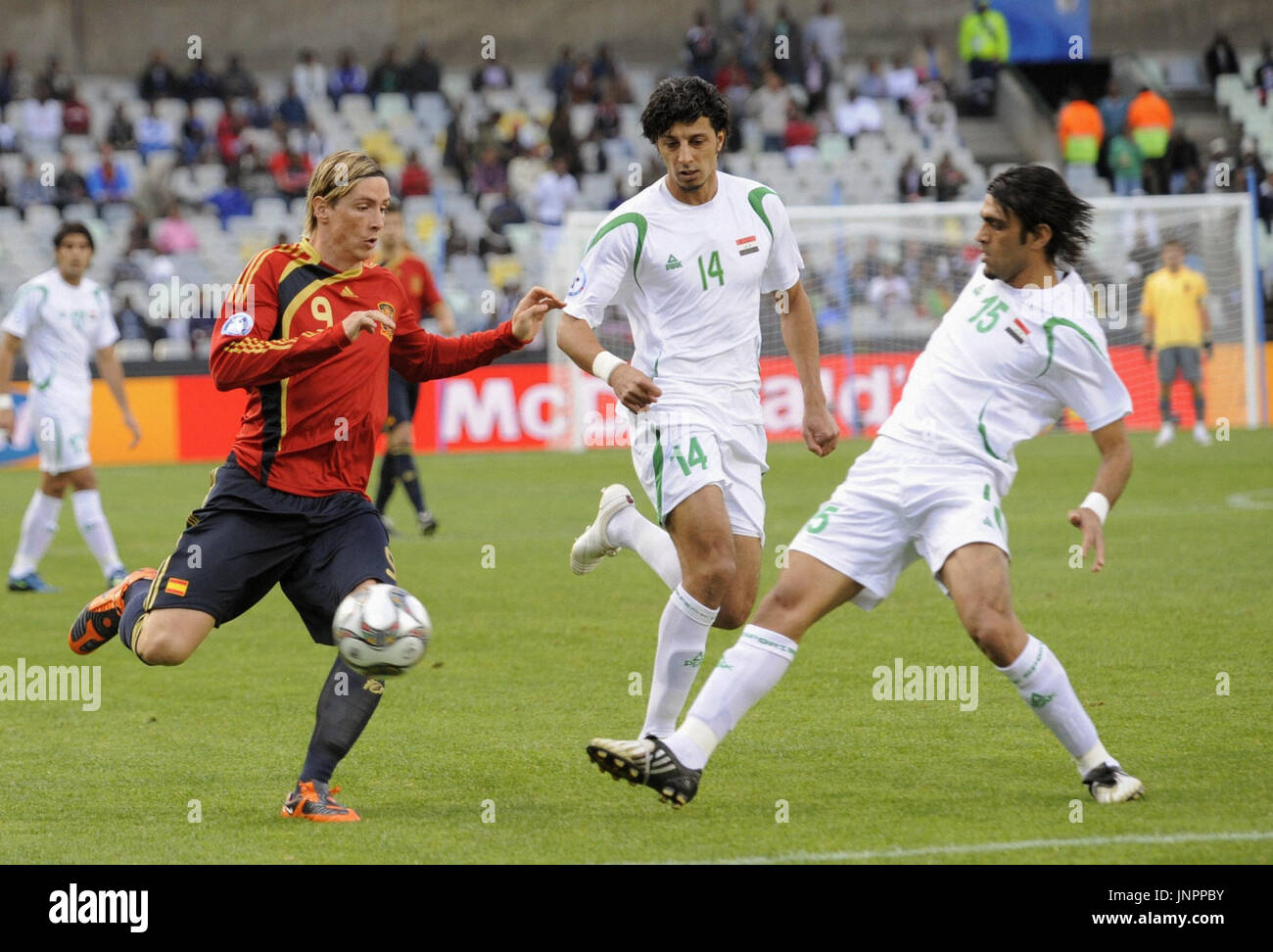 BLOEMFONTEIN, South Africa - Spain's Fernando Torres (L) vies for ...