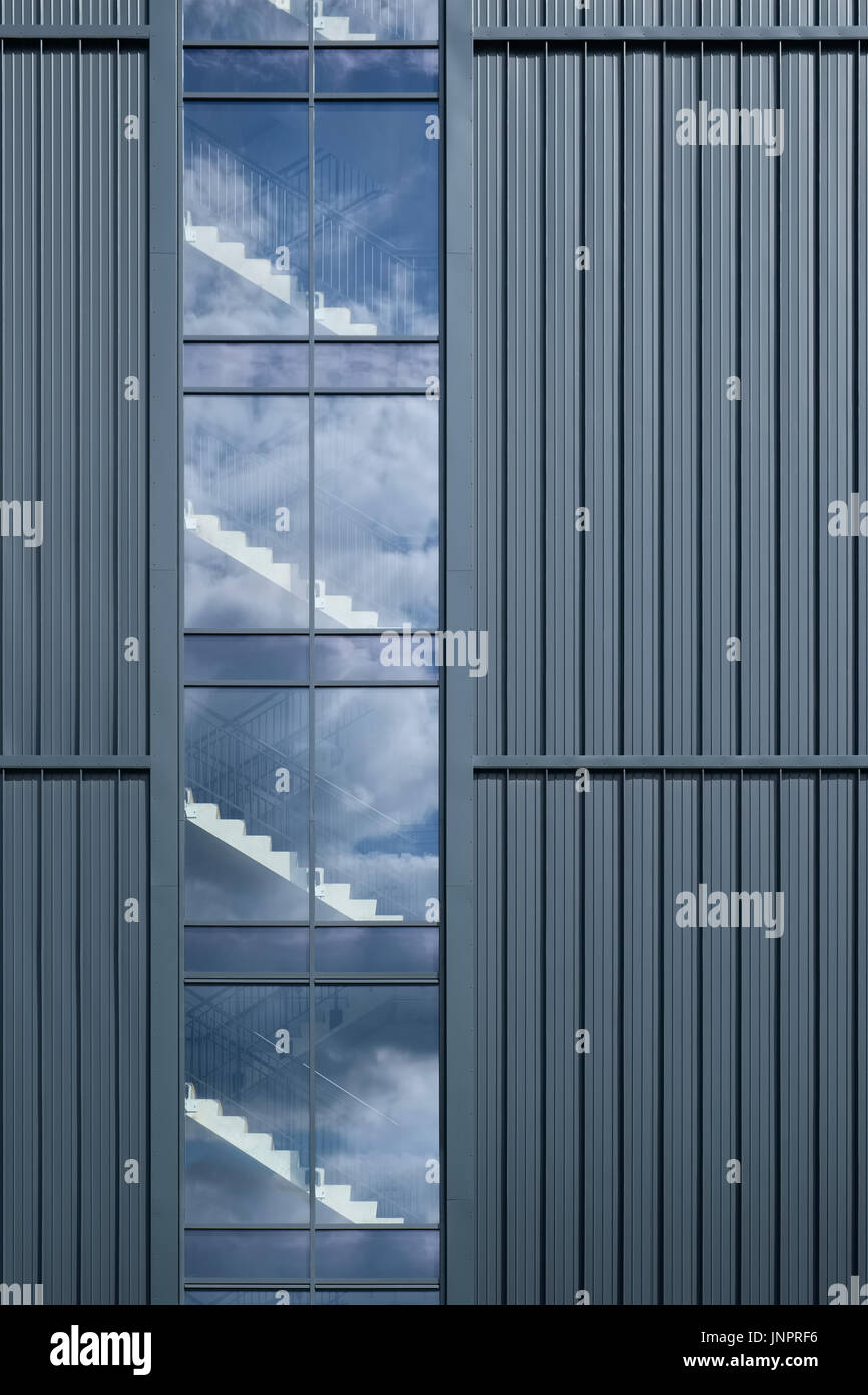 Built up sections hi-res stock photography and images - Alamy