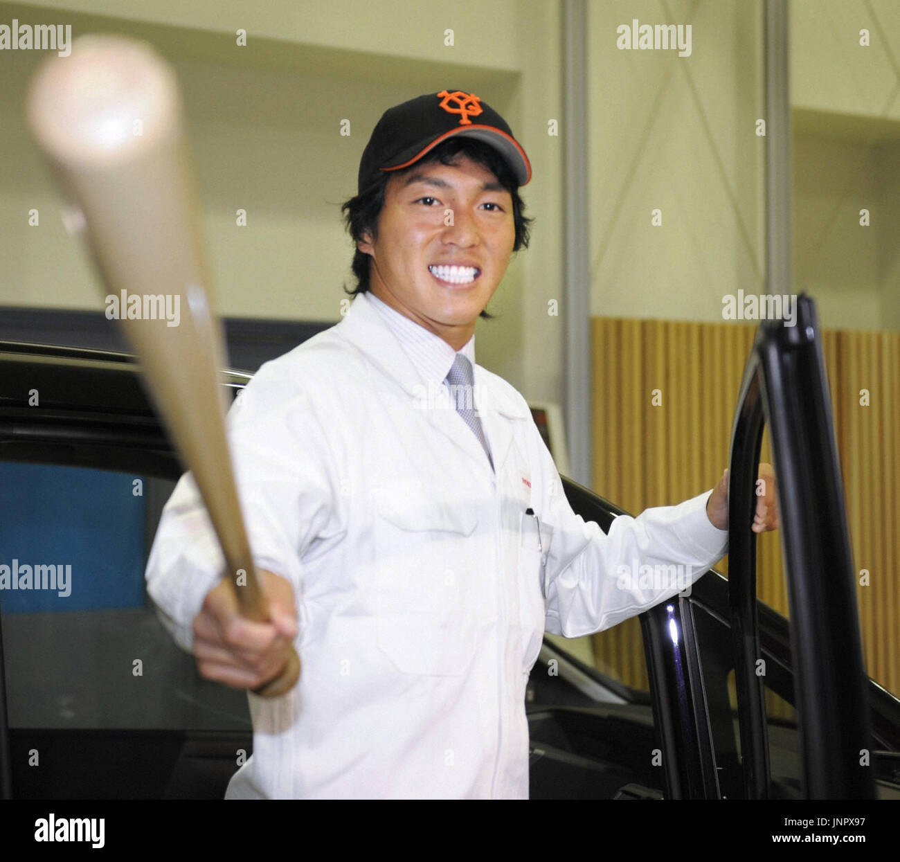 SAYAMA, Japan - Hisayoshi Chono, the Yomiuri Giants' No. 1 draft pick ...