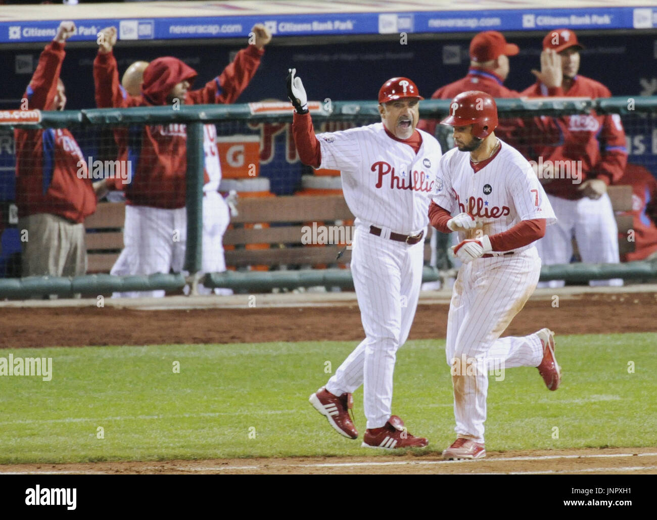 PHILADELPHIA, United States - The Philadelphia Phillies' Pedro Feliz (7 ...