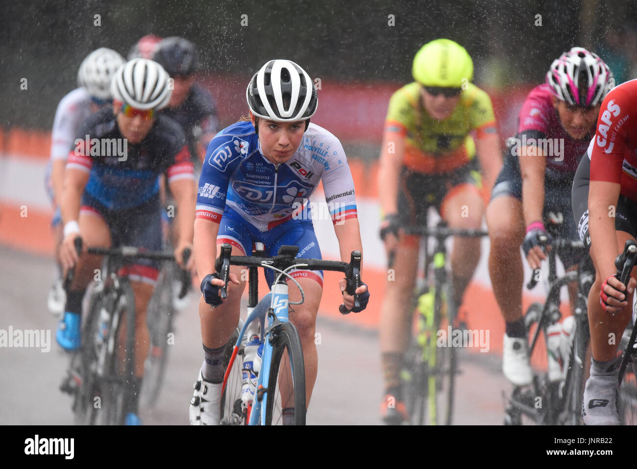Elite racing cycles hi-res stock photography and images - Alamy