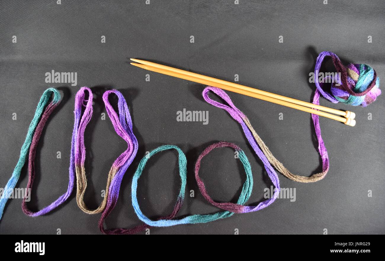 Garn stricken hi-res stock photography and images - Alamy