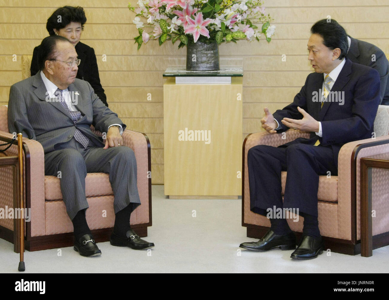 TOKYO, Japan - Japanese Prime Minister Yukio Hatoyama (R) and U.S. Sen ...