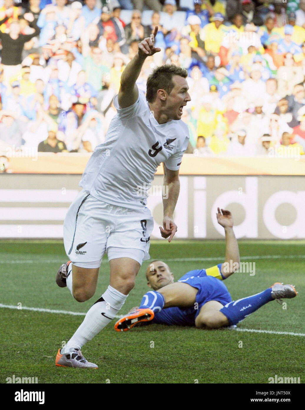 NELSPRUIT, South Africa - New Zealand striker Shane Smeltz celebrates ...