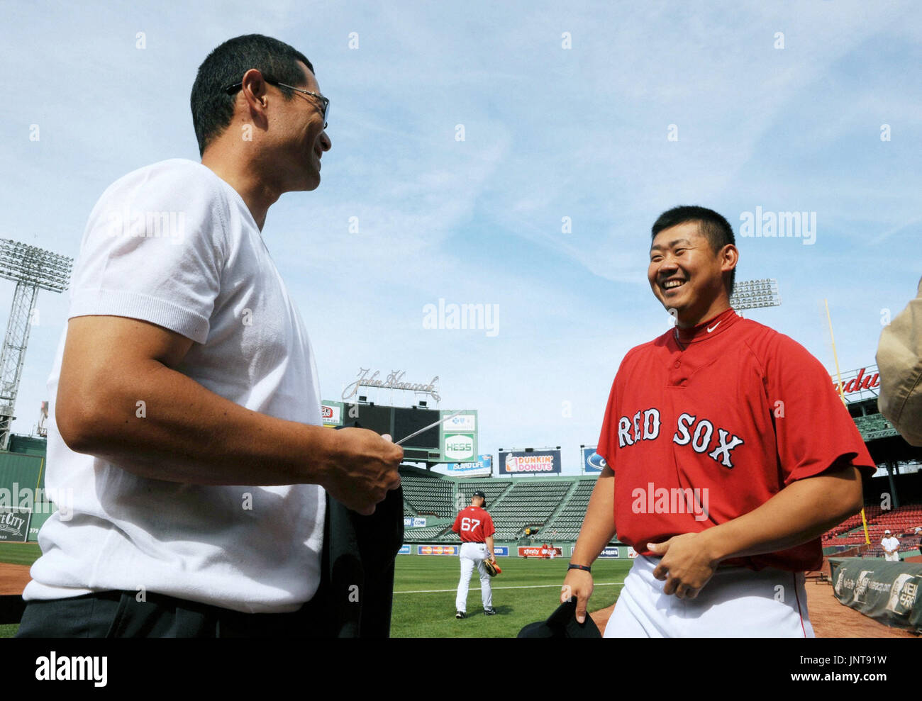 BOSTON, United States - Former Pittsburgh Pirates pitcher Masumi Kuwata ...