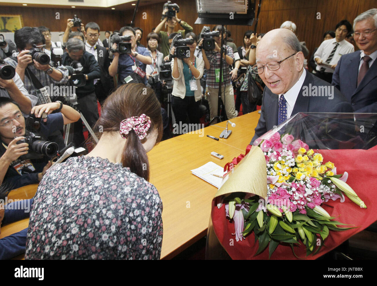 SAPPORO, Japan - Akira Suzuki, a professor emeritus at Hokkaido ...