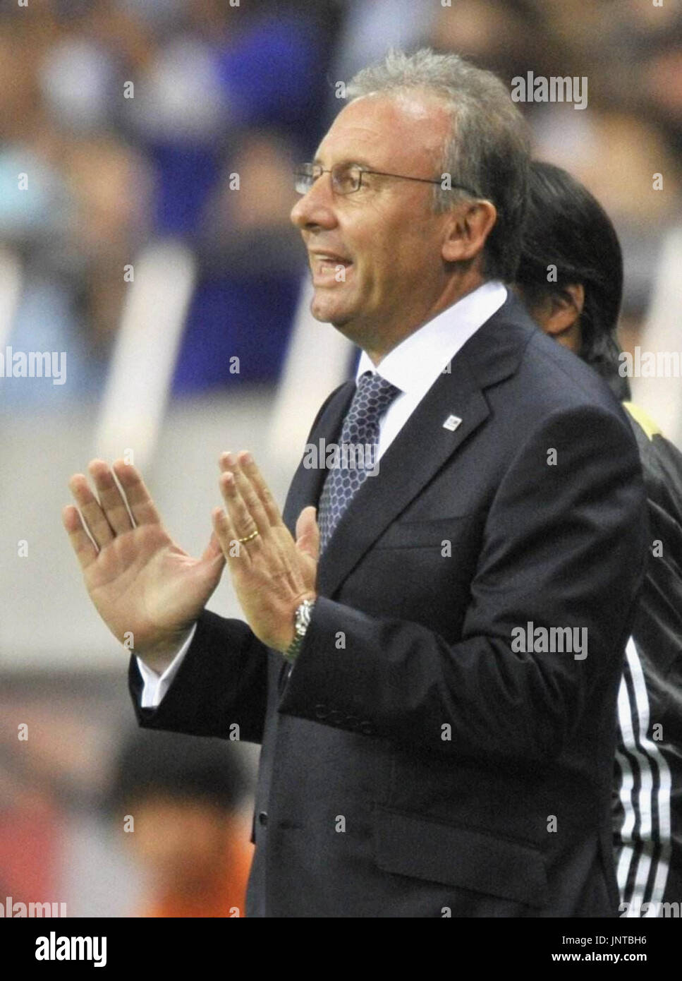 Japan manager alberto zaccheroni hi-res stock photography and images ...