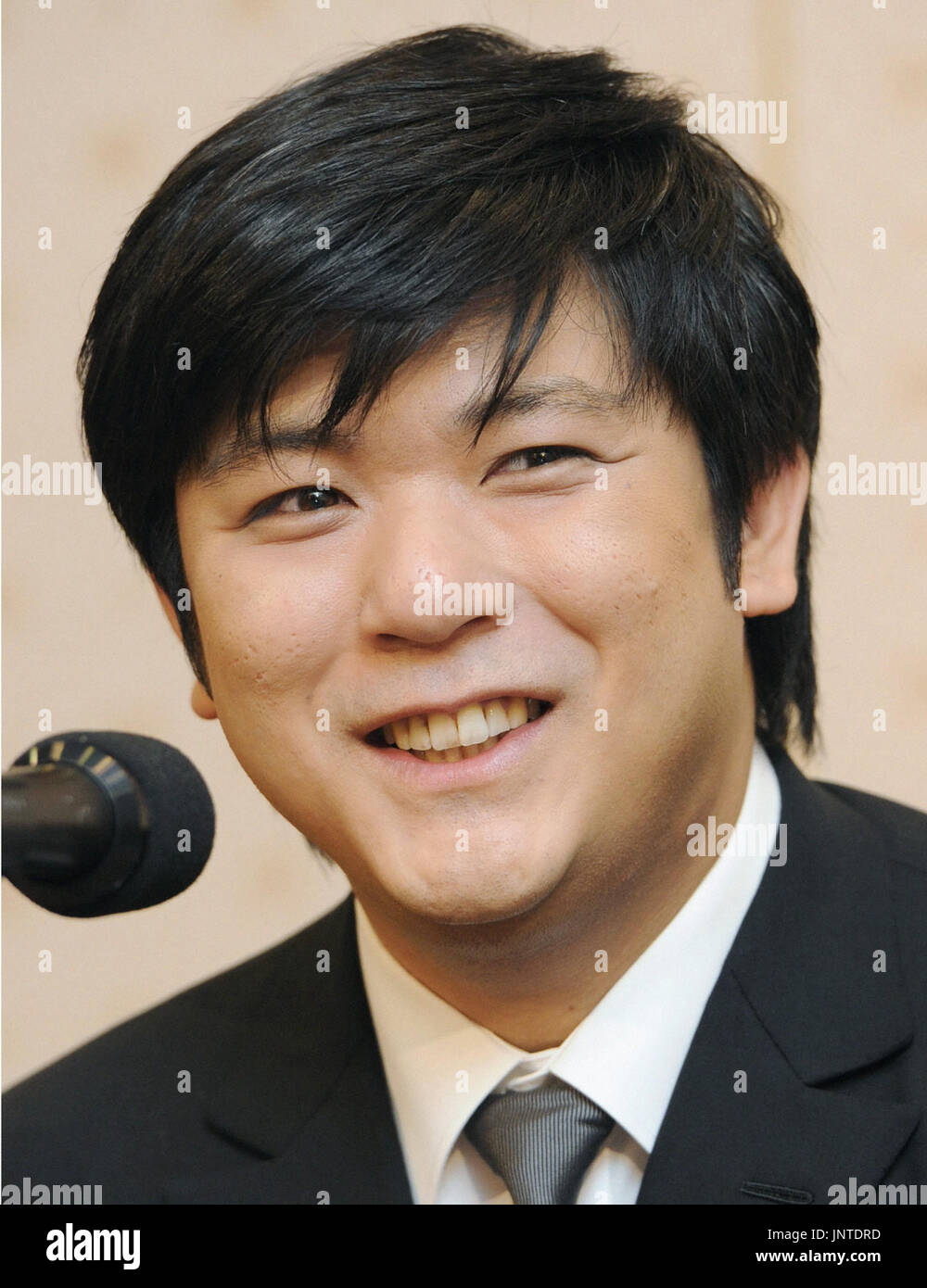 TOKYO, Japan - Japanese violinist Daishin Kashimoto speaks in a press ...