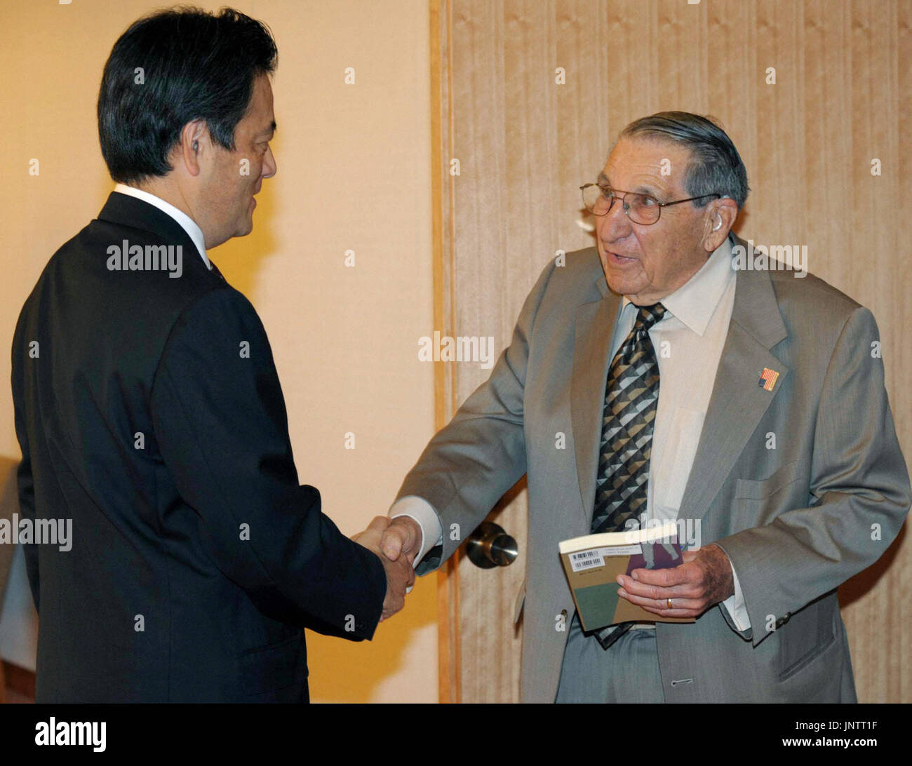 TOKYO, Japan - Lester Tenney (R), 90, a former American prisoner of war ...