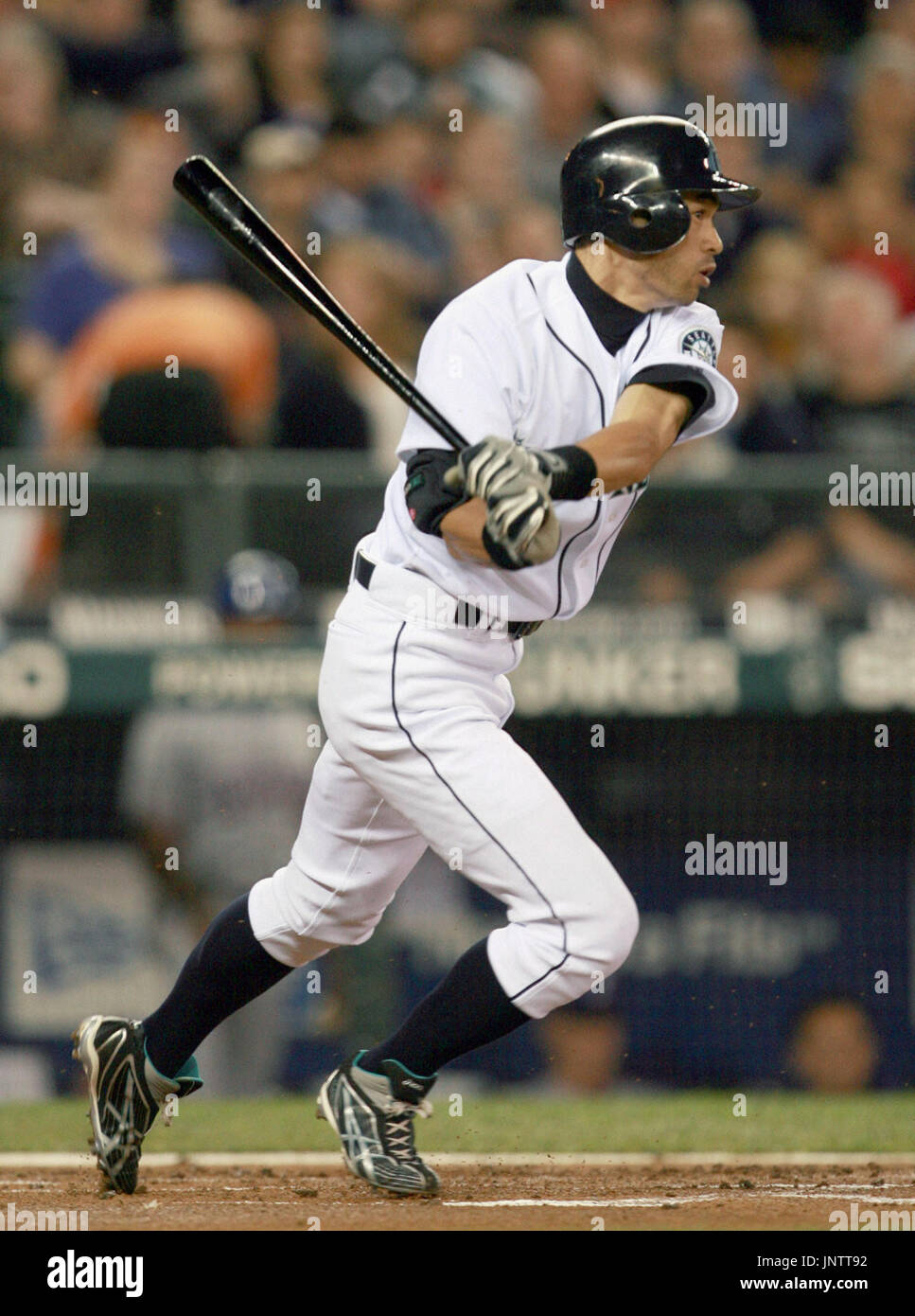 SEATTLE, United States - The Seattle Mariners' Ichiro Suzuki hits an ...