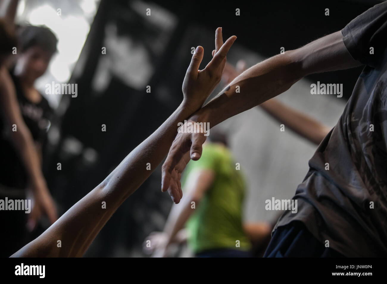 Dancers hands contact dance hi-res stock photography and images - Alamy
