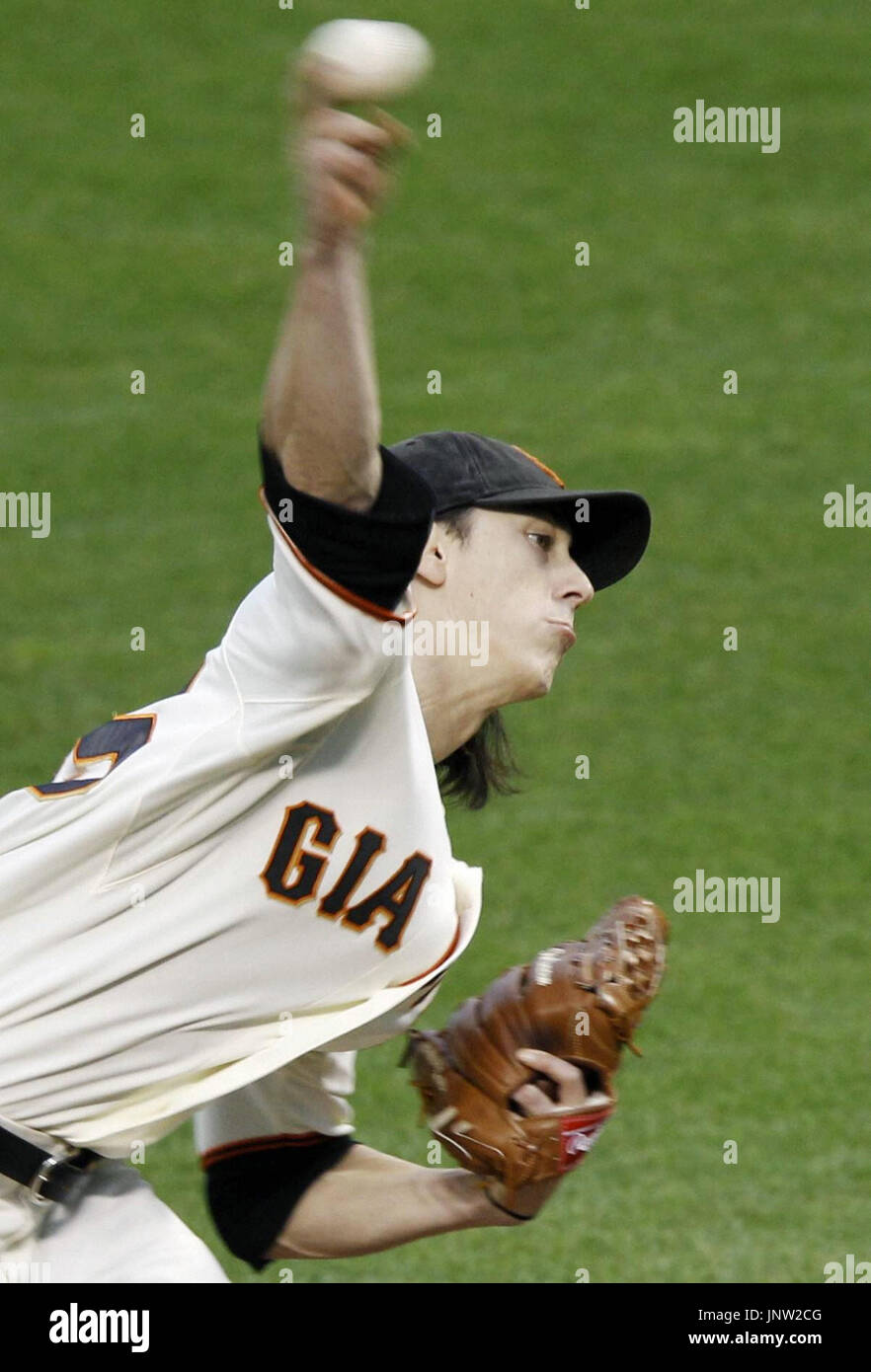 SAN FRANCISCO, United States - San Francisco Giants pitcher Tim ...