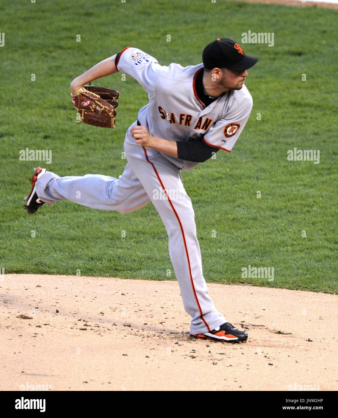 ARLINGTON, United States - San Francisco Giants starter Jonathan ...
