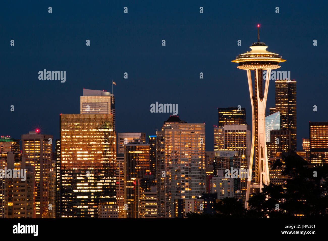 Retro image of Space Needle and downtown Seattle toward twilight Stock ...