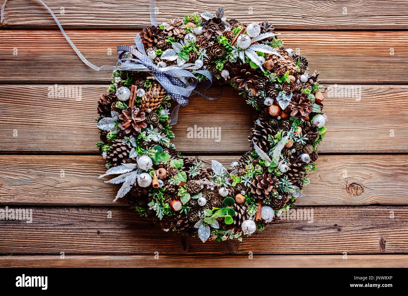 Vintage christmas text circle hi-res stock photography and images - Alamy