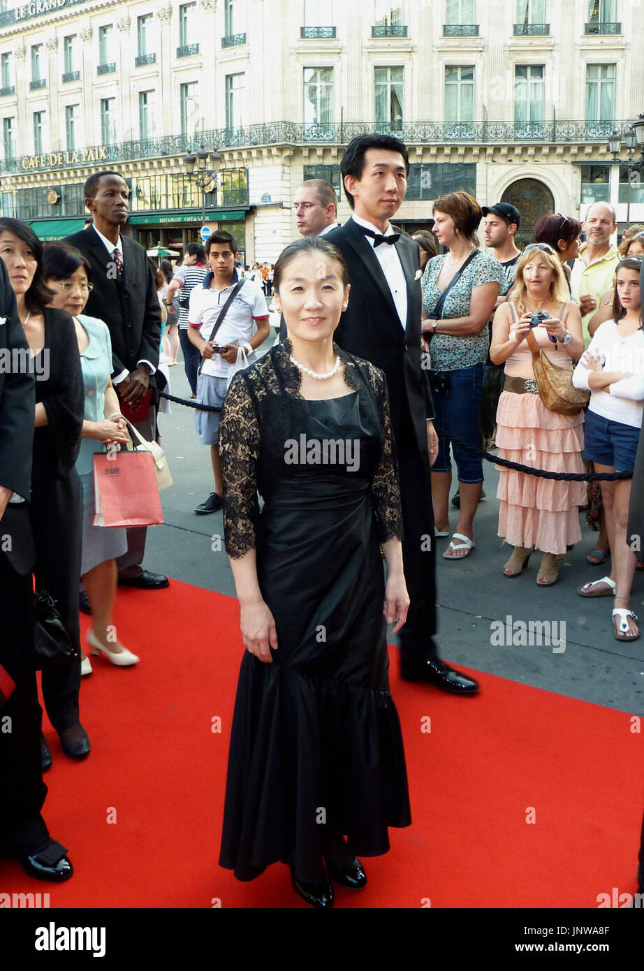 PARIS, France - Ryoko Tani (C), Japanese judo champion-turned-lawmaker ...