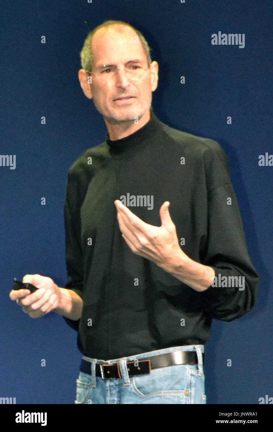 SAN FRANCISCO, United States - File photo shows Apple Inc. co-founder ...